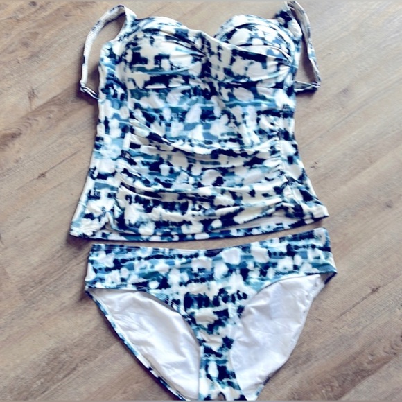 Nip Tuck | Swim | Nip Tuck Swim Twist Front Joanne Tankini Set Swimsuit ...